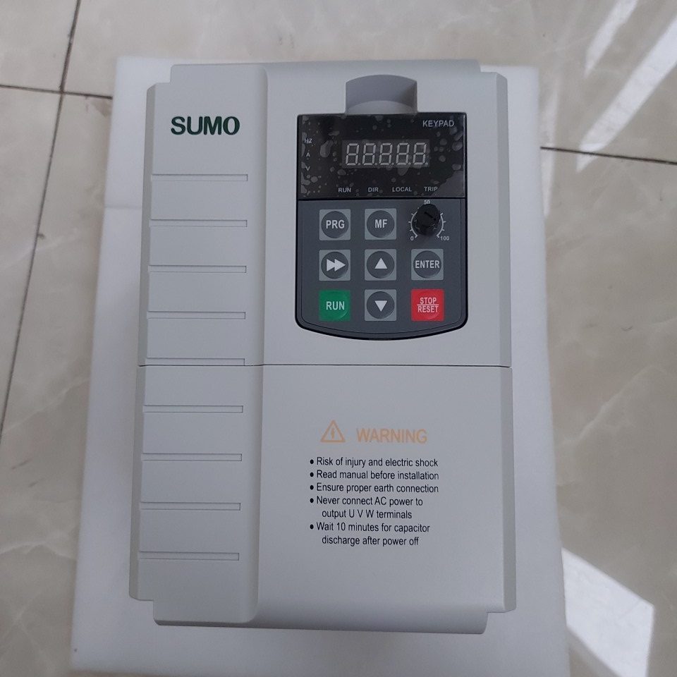 Biến Tần Inverter Sumo Vào 1P 220VAC Ra 1P 220VAC 4.0kW Sumo SU200-004G-1